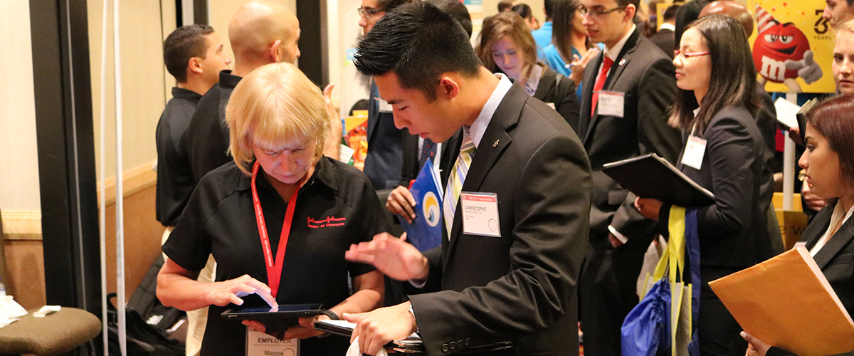 Rutgers Business School students pack and impress at Fall 2016 Business ...
