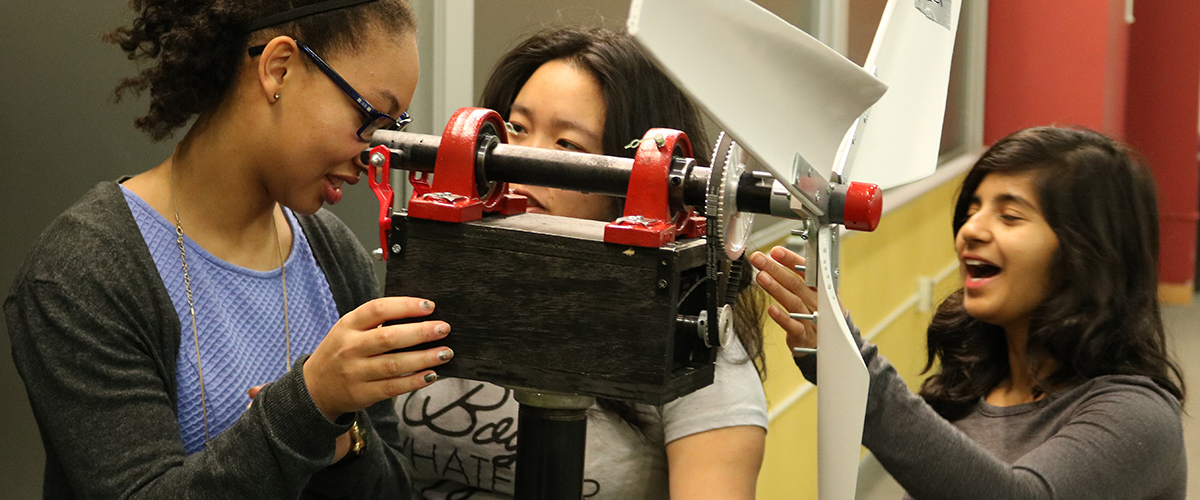 Urban wind turbine project wins technology ventures class competition ...